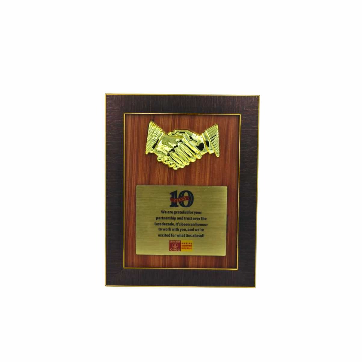 Handshake Gold Frame Memento – Petra Creations